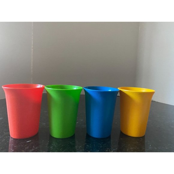 Tupperware | Dining | Vintage Tupperware 4 Bell Lipped 7oz Tumblers ...